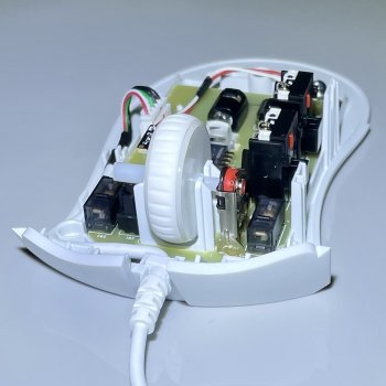 kuvux - Razer DeathAdder Essential White 2021 mit Kailh GM 8.0 Switches